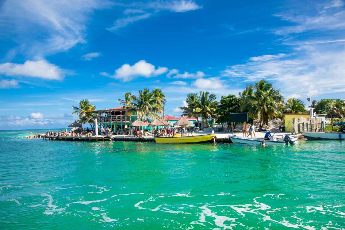 Living in Belize guide: Everything you need to know to move and settle ...
