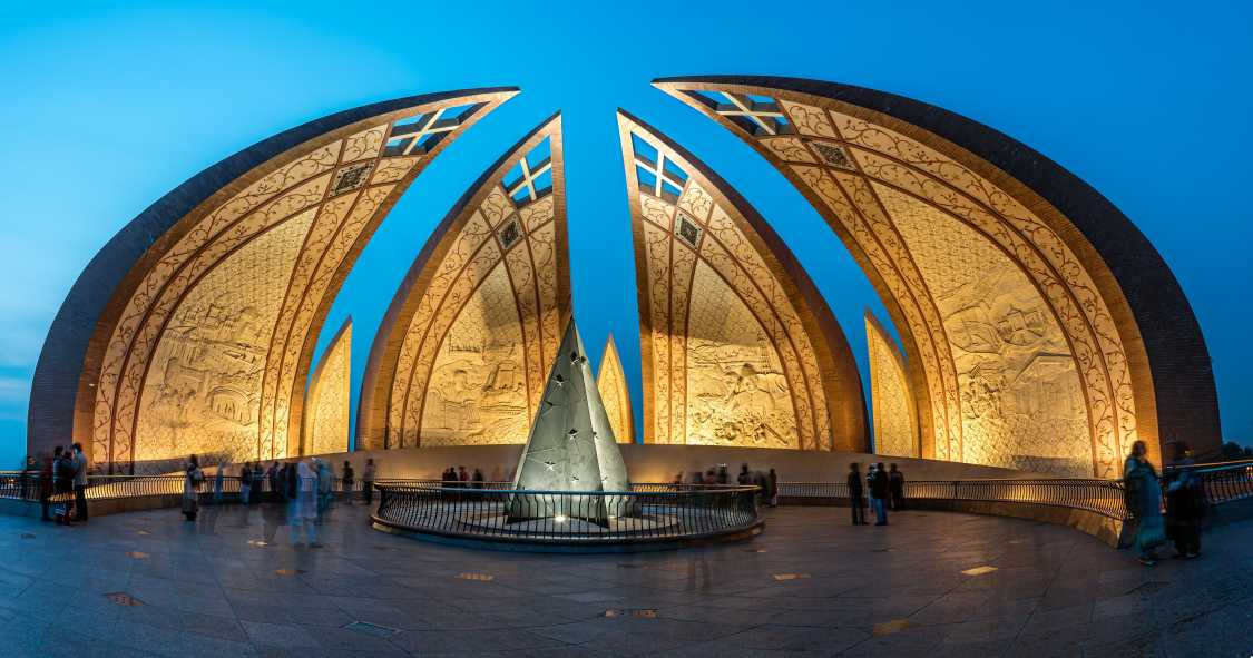 Living in Pakistan guide: Everything you need to know to move and ...