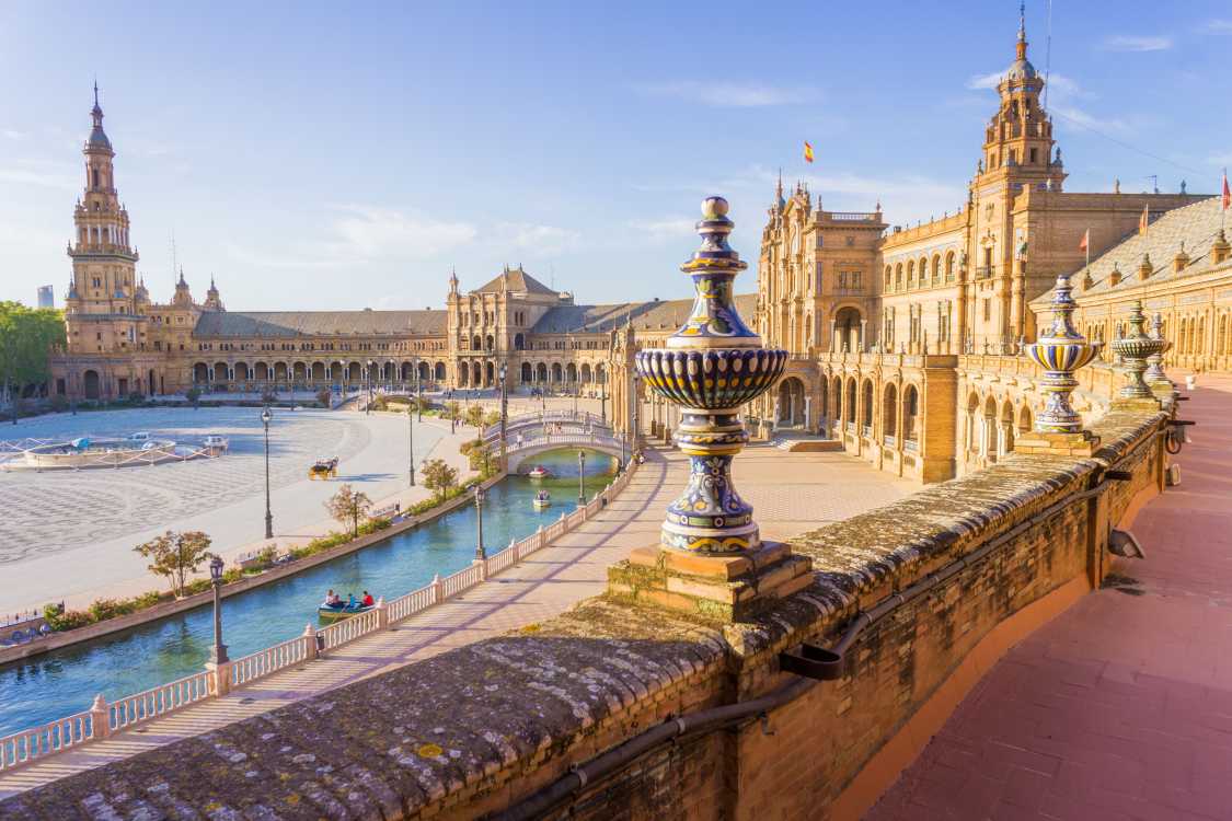 Living in Spain guide: Everything you need to know to move and settle ...