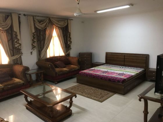 Living in Oman guide