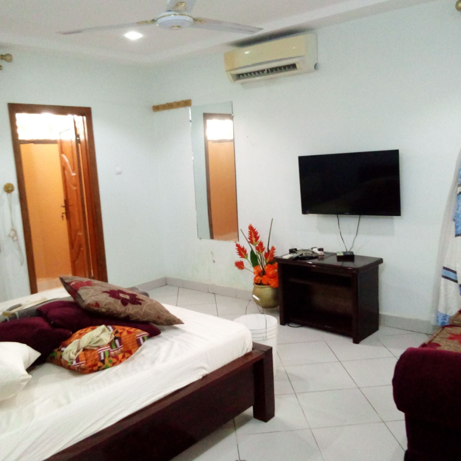 Furnished studio, Fidjrossè - Cotonou - Expat.com