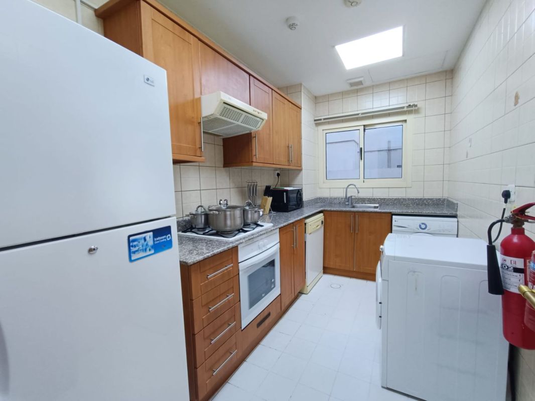 Affordable, well maintained building!! | spacious | balcony |, Flat for ...