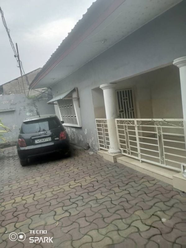 Very clean plot, House for sale in Kinshasa Democratic Republic of ...