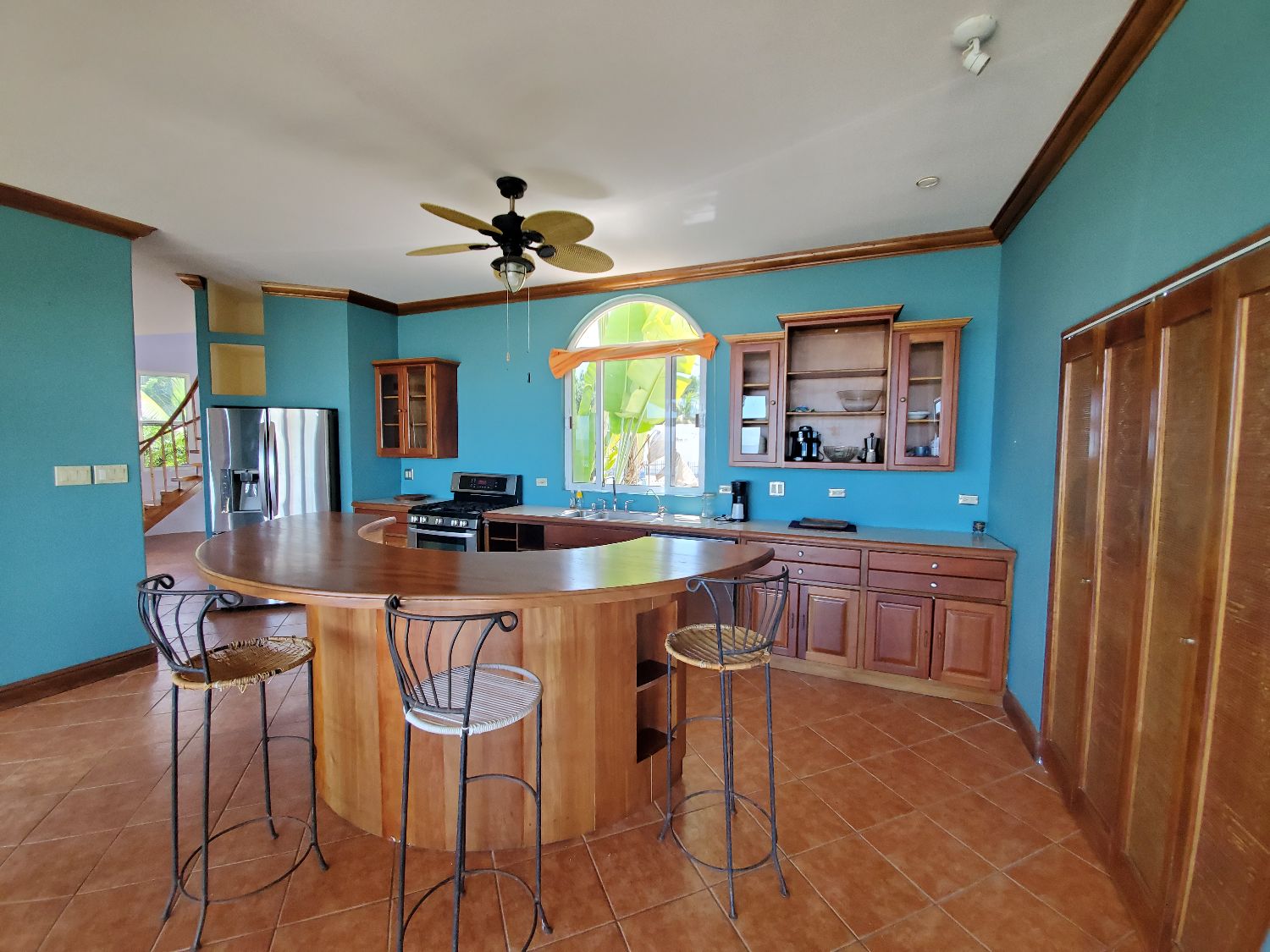 Majestic Water front 5-Bedroom Split-Level Home with Caribbean Sea ...