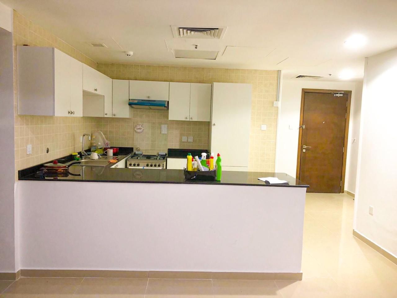 Bed space Room for Rent Business Bay Super Comfortable Affordable Clean ...