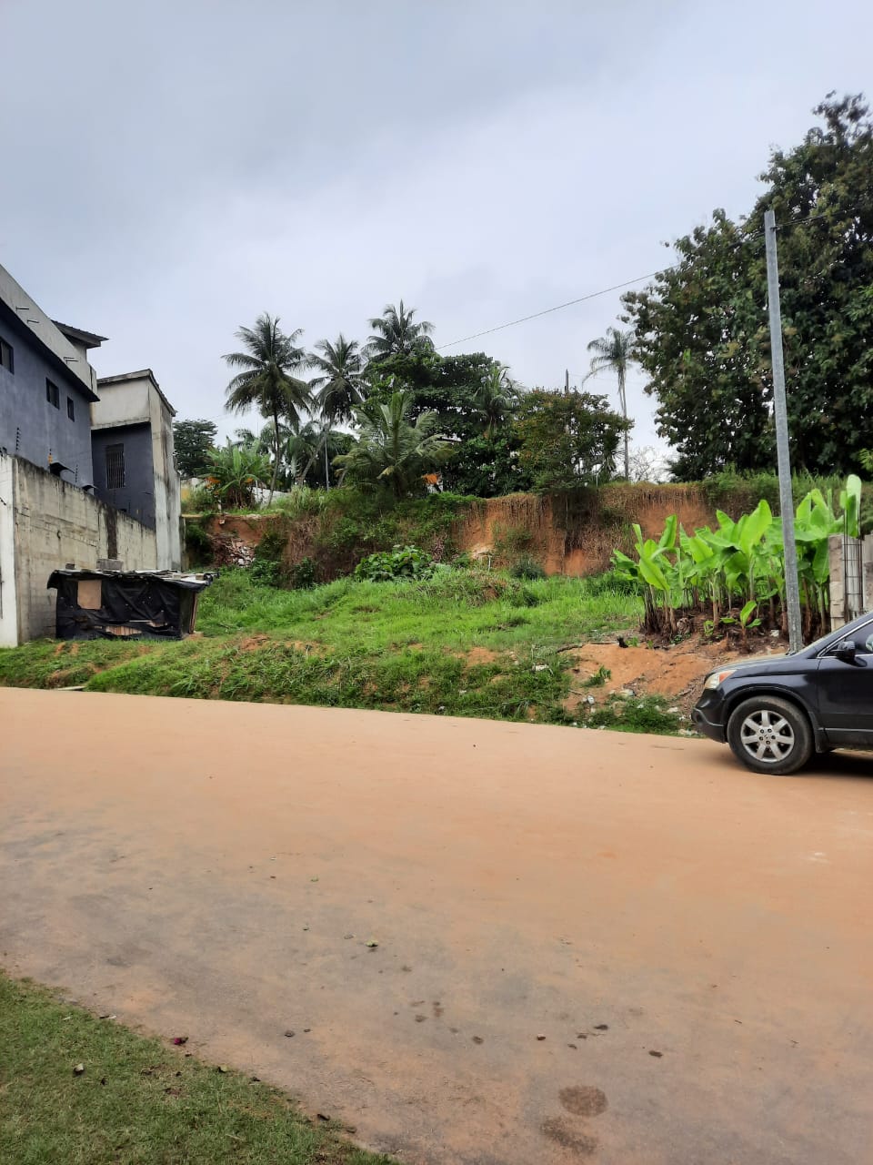 Beau Terrain constructible Aux 2 plateaux Vallon - Expat.com