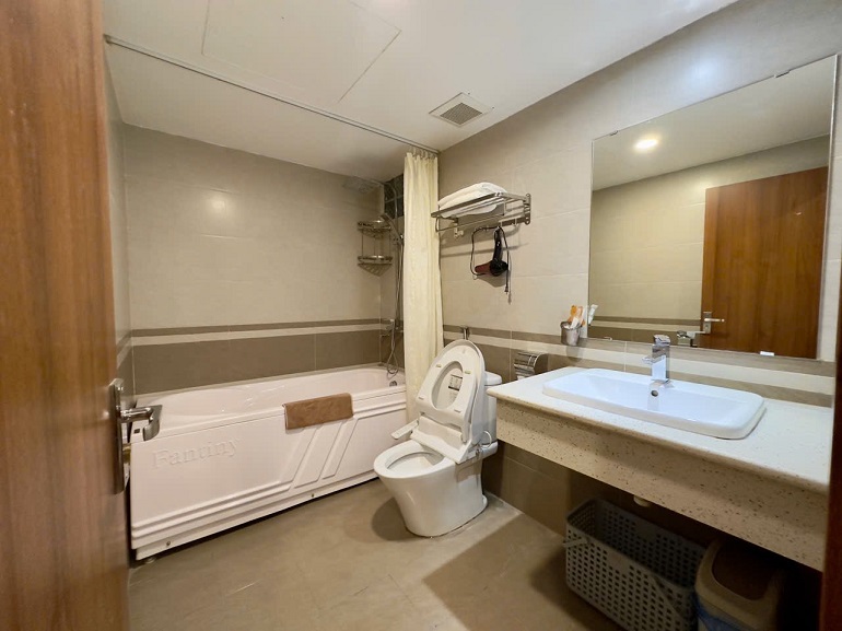 Nice 1 – bedroom apartment in Dao Tan street, Ba Dinh district for rent ...