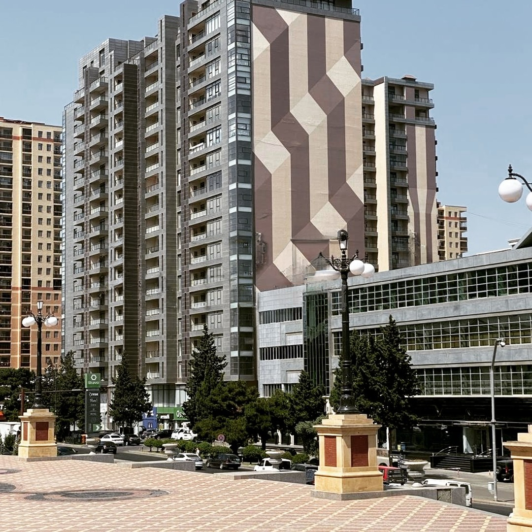 Luxury 4-room Apartment for Long-Term Rent in Shokolad Tower ...